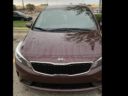 Excellent condition Maroon 2018 Kia Forte in East Detroit, Michigan